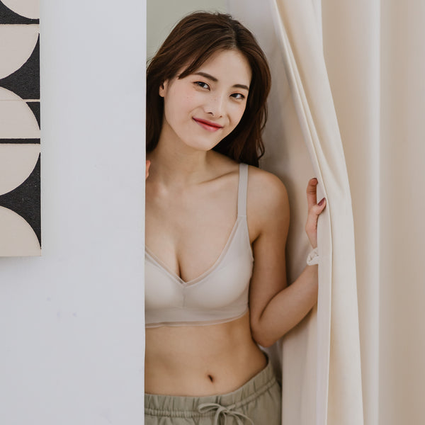 Lifting-Plunge Modal Wireless Bra in Creme Nude (Size S & L Only)